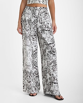 Stylist High Waisted Satin Printed Pleated Wide Leg Pant